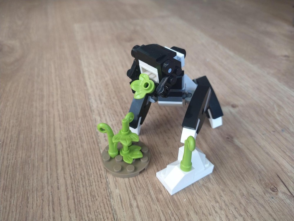 LEGO MOC 30641 four-legged alien "Stanley" by archivist of the attic ...
