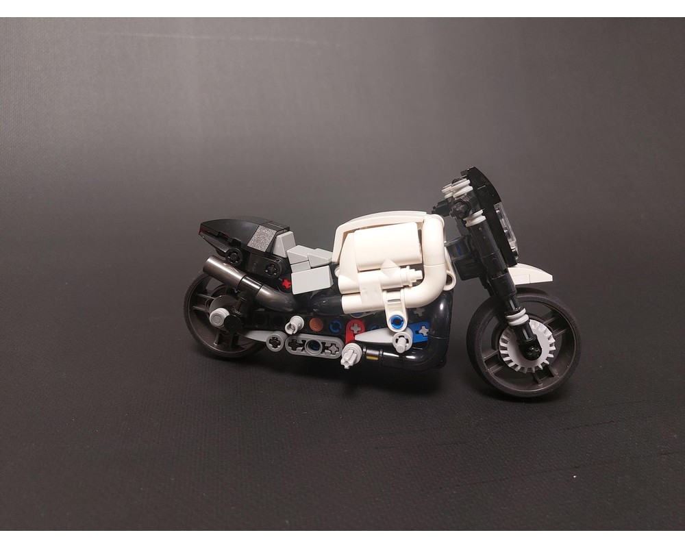 LEGO MOC Small Motorcycle (white) by Anton Kablash | Rebrickable ...
