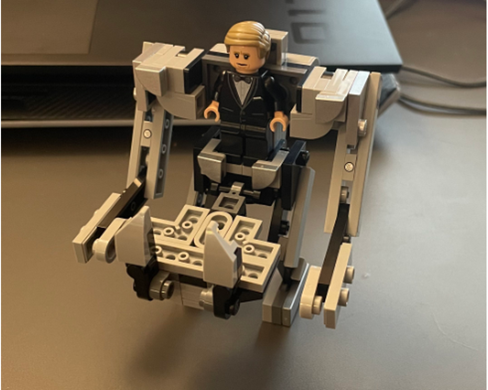 LEGO MOC Bond Mini Mech Suit by eric_nunya | Rebrickable - Build with LEGO