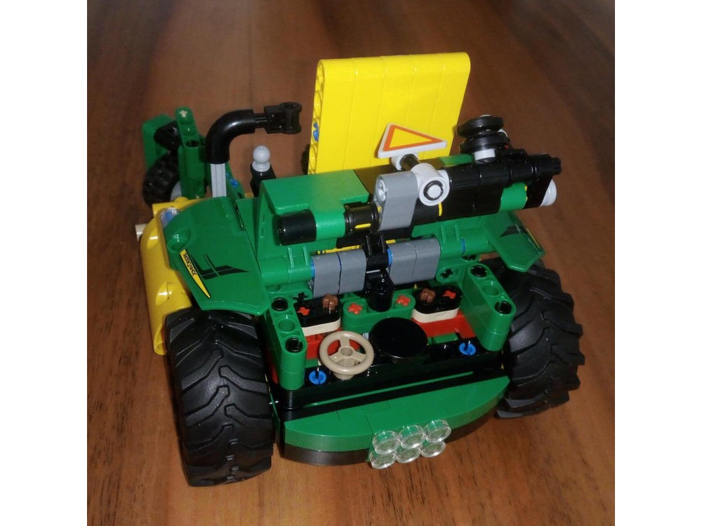 LEGO MOC-160318 42136 Zero-Turn Mower by Larsagri | Rebrickable - Build ...