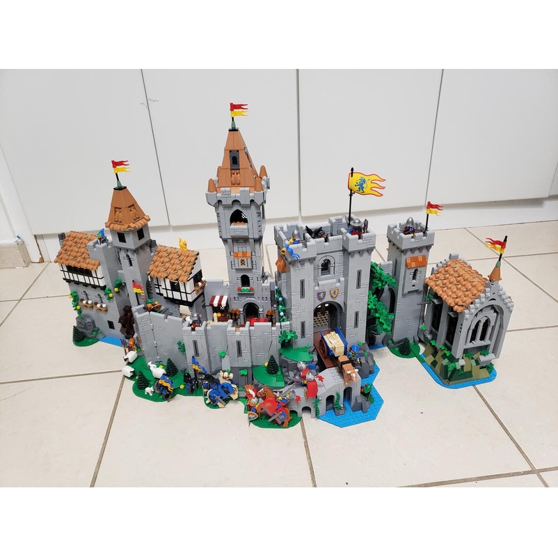 LEGO MOC Lion Knight's Tower - 10305 Castle Expansion by Dream Build ...