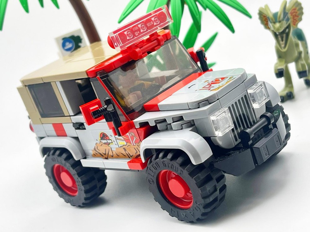 LEGO MOC Dilophosaurus Ambush Remake by IBrickedItUp | Rebrickable ...