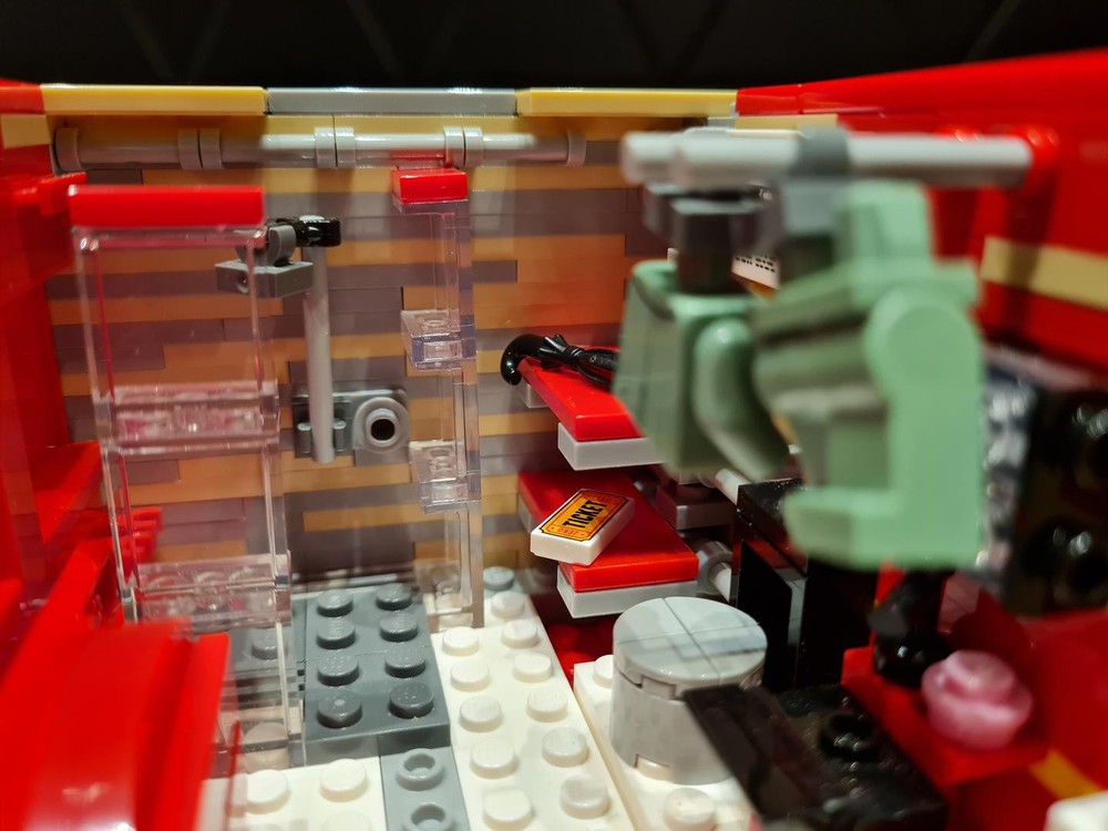 LEGO MOC London Villa - modular 10258 alternative (with working ...