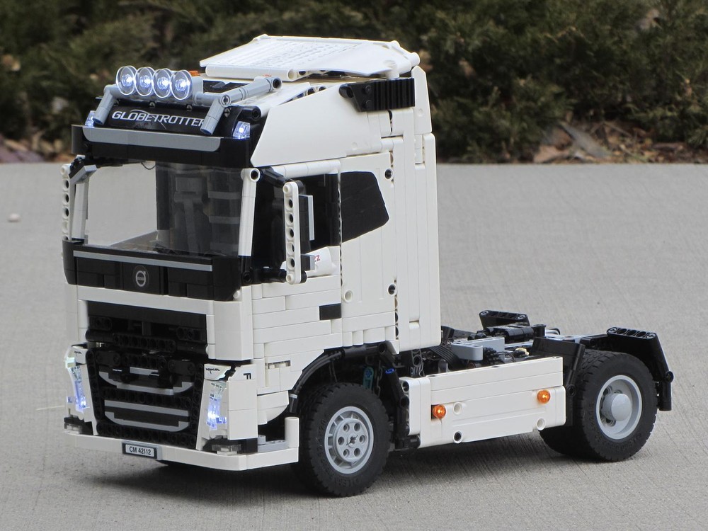 LEGO MOC Technic RC Volvo FH16 650 4x4 by verdigris | Rebrickable - Build with LEGO