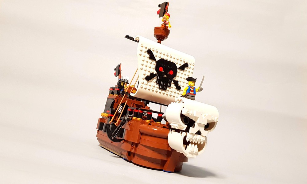 LEGO MOC Skull Pirates Ship 10281 + 31109 by frenchybricks ...