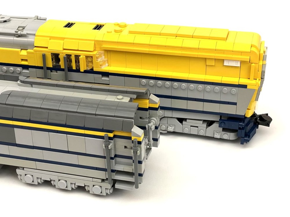 LEGO MOC 1:48 Chesapeake and Ohio M1 Steam Turbine Electric Locomotive ...