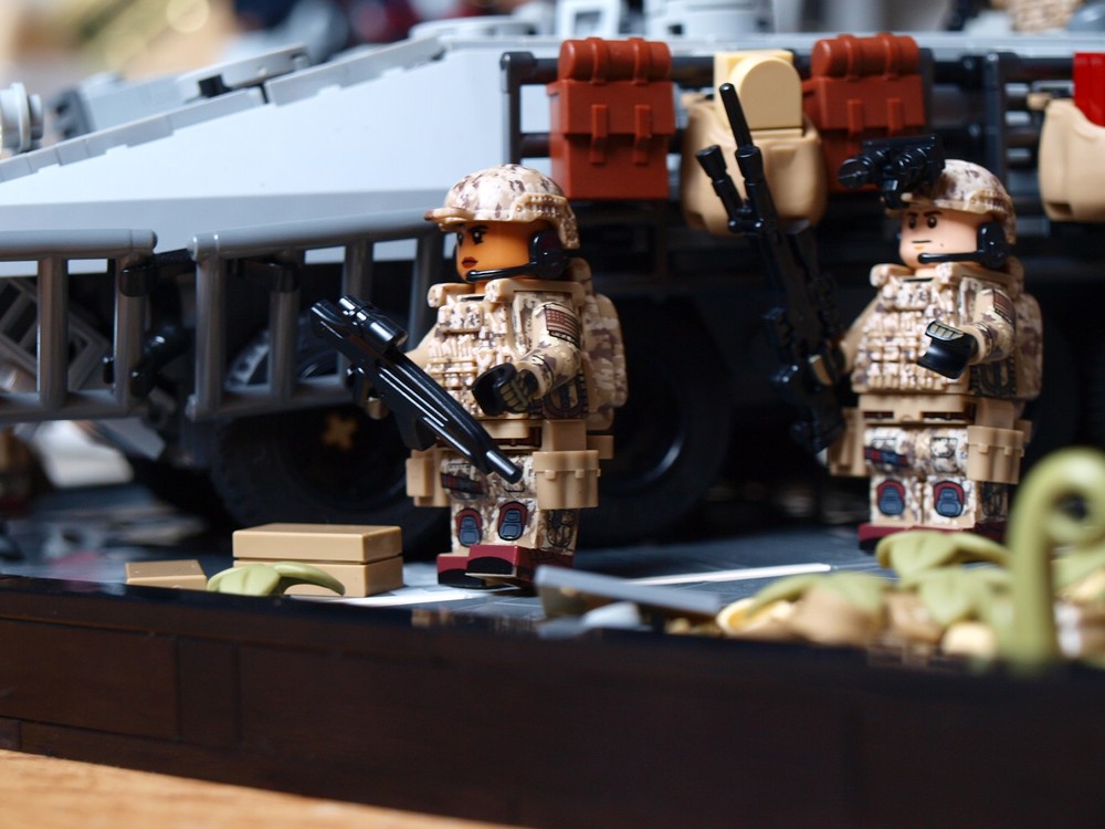 LEGO MOC Stryker in the streets - Diorama #1 by FritesAuFour ...