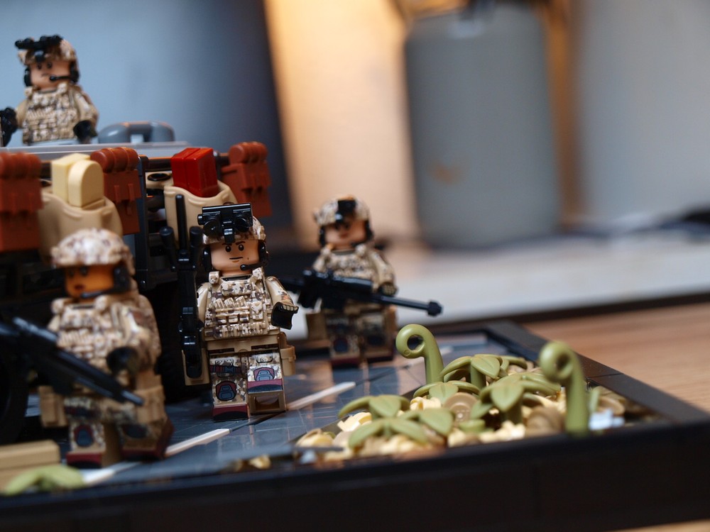 LEGO MOC Stryker in the streets - Diorama #1 by FritesAuFour ...