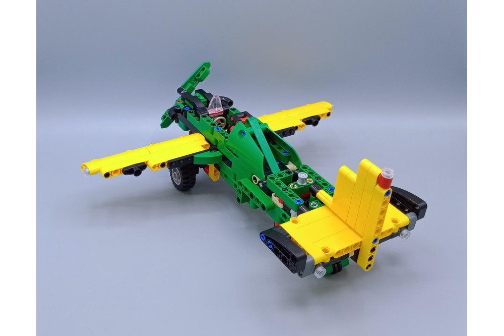 LEGO MOC 42136 Classic Airplane by Nequmodiva | Rebrickable - Build ...