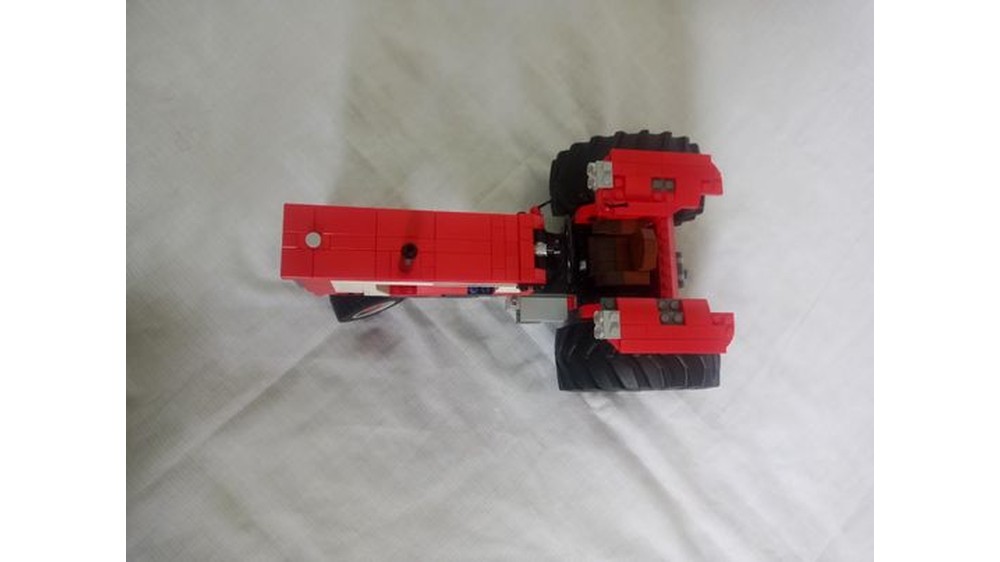 Lego Moc Farmall 656 Ls By Technicmodlr Rebrickable Build With Lego