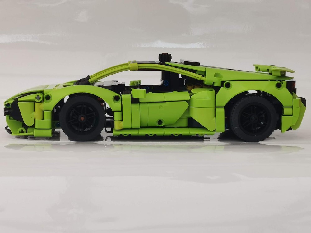 LEGO MOC Ultimate Lamborghini Huracan 42161 by Lego_Tech | Rebrickable ...
