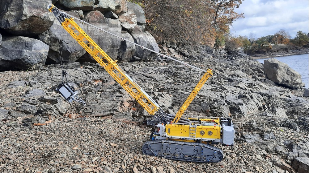 LEGO MOC 42146 Dragline Liebherr HS 8300 - RC alternate build by ...