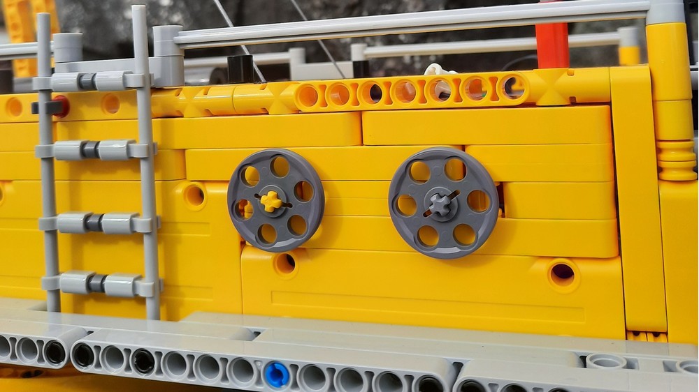 LEGO MOC 42146 Dragline Liebherr HS 8300 - RC alternate build by ...