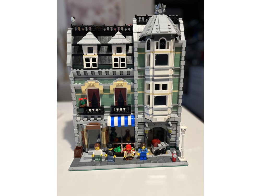 LEGO MOC 10185 Green Grocer - Rebricked 2023 by jirin_ | Rebrickable ...