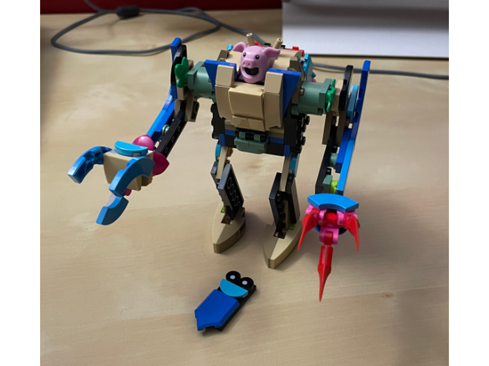 LEGO MOC Butterfly Mech Suit by eric_nunya | Rebrickable - Build with LEGO