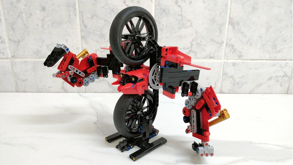LEGO MOC Scavenger from Transformers: Revenge of the Fallen - 42107 alt ...