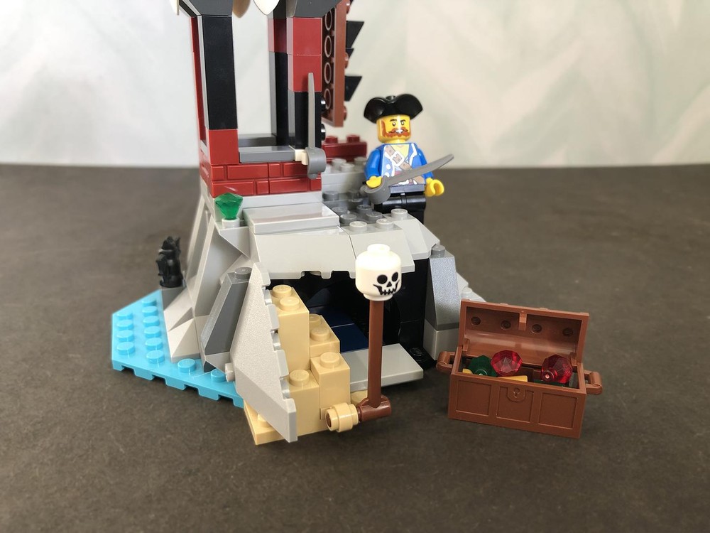 Lego Moc Pirate Lighthouse By Phoester Rebrickable Build With Lego