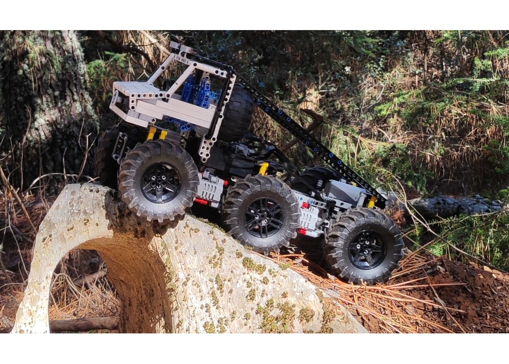 LEGO MOC Monstermog 6x6 Trial Truck with 4 BuWizz Motors! by Another ...