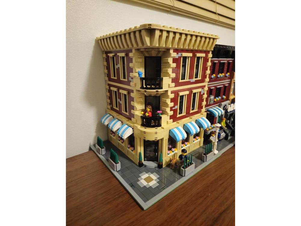 Lego Moc Corner Apartments By Turtle Time Bricks Rebrickable Build