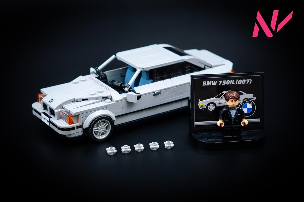 Lego Moc Bmw 750il 007 By Nv Carmocs Rebrickable Build With Lego
