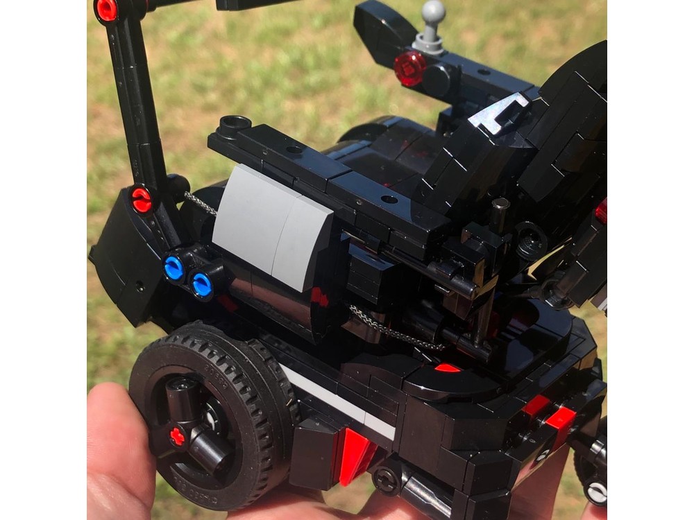 LEGO MOC REDBACK POWERCHAIR by MadDadBricks | Rebrickable - Build with LEGO