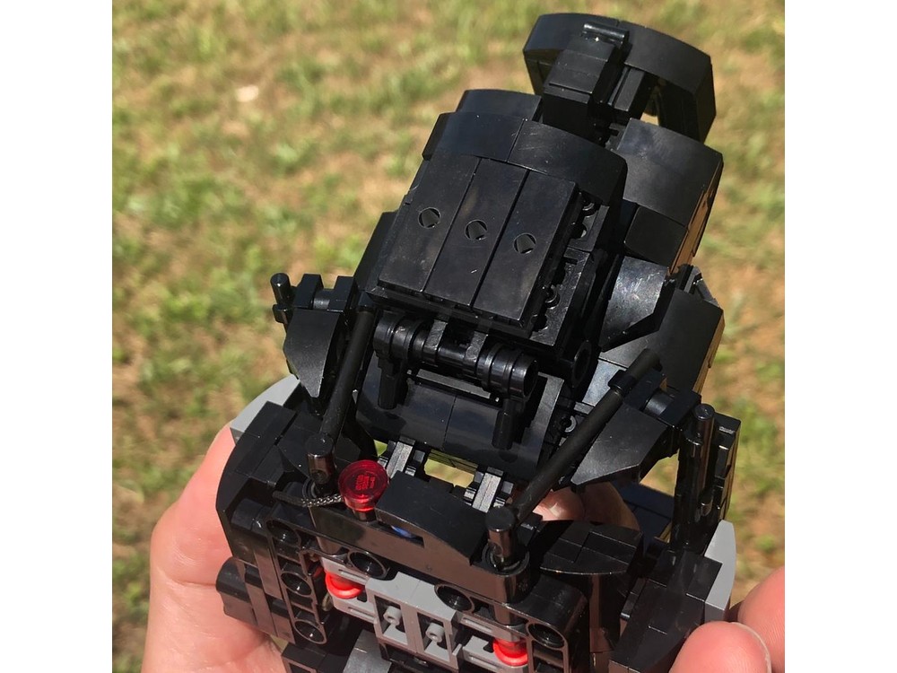 LEGO MOC REDBACK POWERCHAIR by MadDadBricks | Rebrickable - Build with LEGO