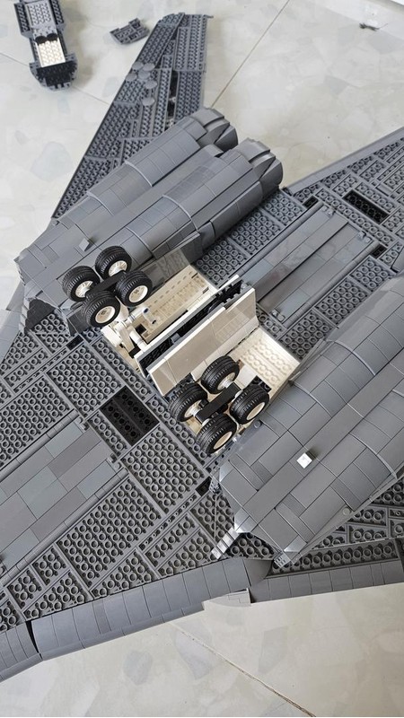 LEGO MOC Rockwell B-1 Lancer by Pathaquinous | Rebrickable - Build with ...