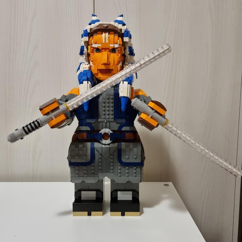 LEGO MOC Ahsoka Tano Megafigure by Albo.Lego | Rebrickable - Build with ...