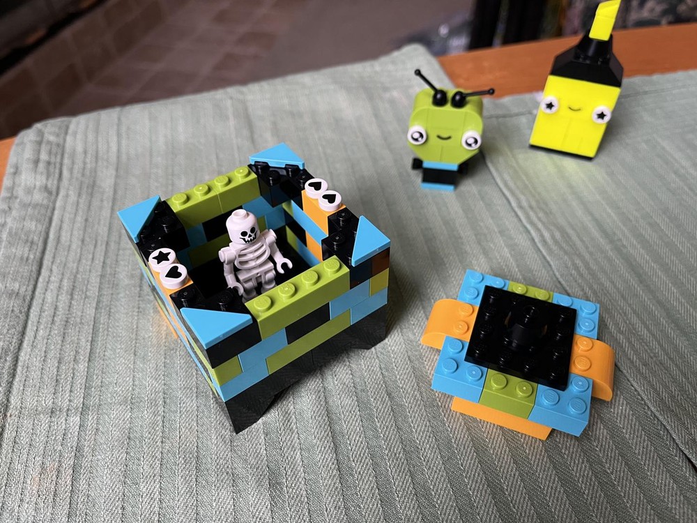Lego Moc Neon Fun Box By Flerpdederp Rebrickable Build With Lego