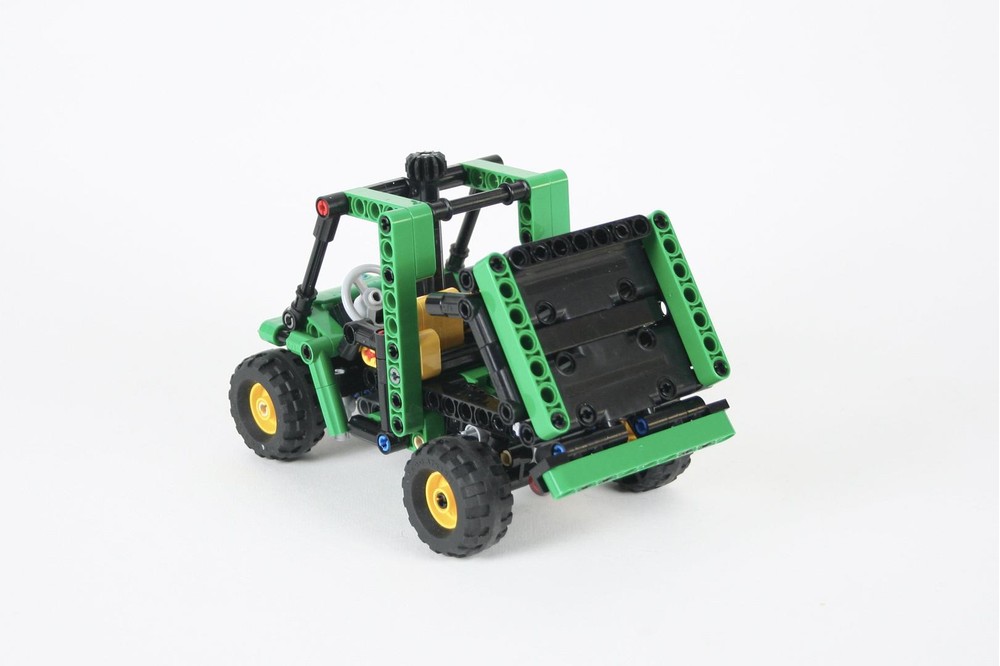 LEGO MOC John Deere Gator by thirdwigg | Rebrickable - Build with LEGO