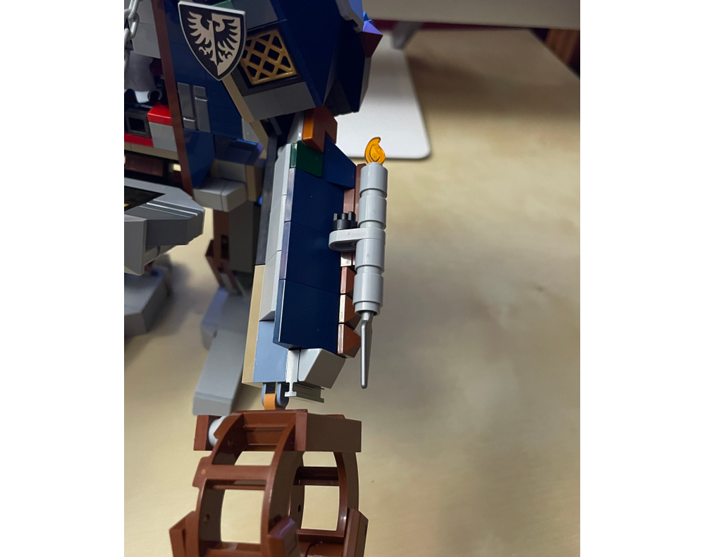 Lego Moc Walking Castle By Ericnunya Rebrickable Build With Lego
