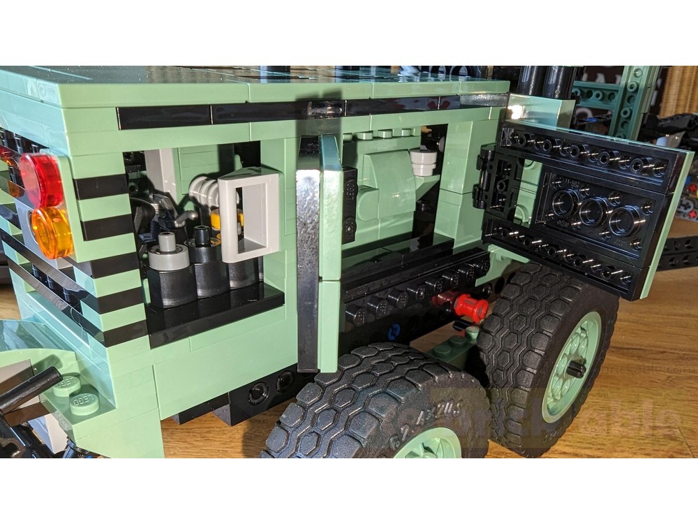 LEGO MOC Motor Grader from 10317 Land Rover Classic Defender 90 by ...