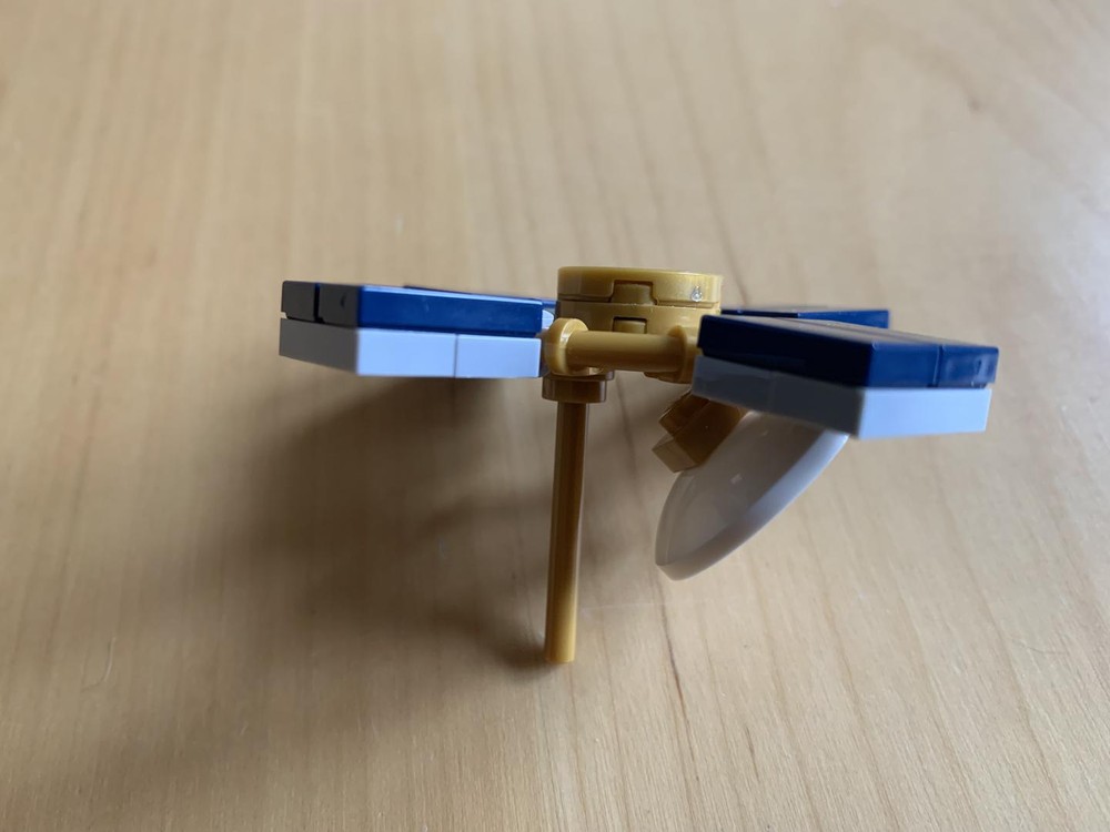 LEGO MOC Mariner 5 (Venus) - 1:70 by JonHull | Rebrickable - Build with ...