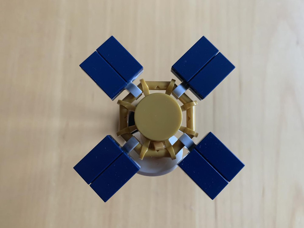 Lego Moc Mariner 5 Venus 170 By Jonhull Rebrickable Build With
