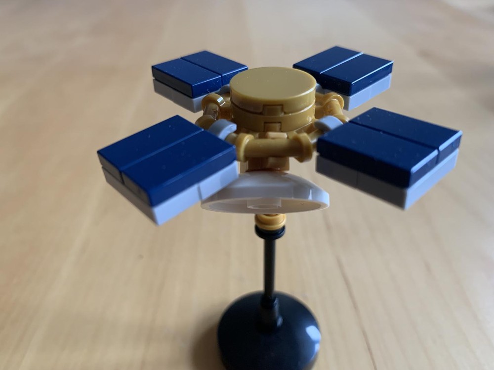 Lego Moc Mariner 5 Venus 170 By Jonhull Rebrickable Build With