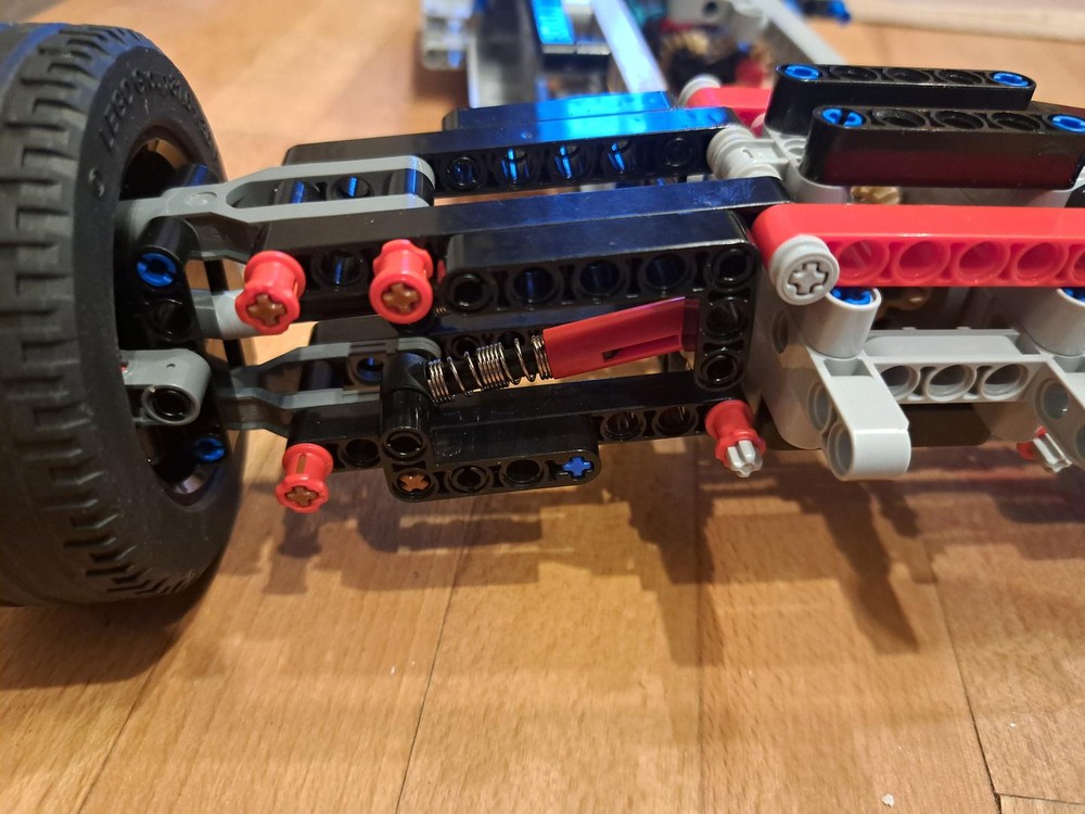 LEGO MOC Stable low suspension rear axle MOC 42110 by kmbrick ...