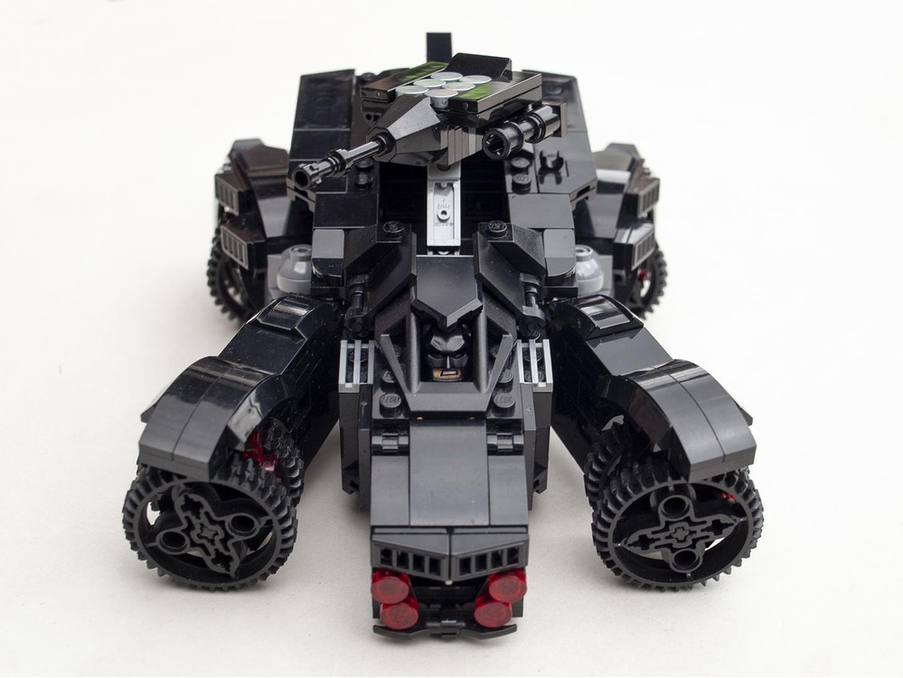 LEGO MOC Arkham Knight Batmobile by Huemus | Rebrickable - Build with LEGO