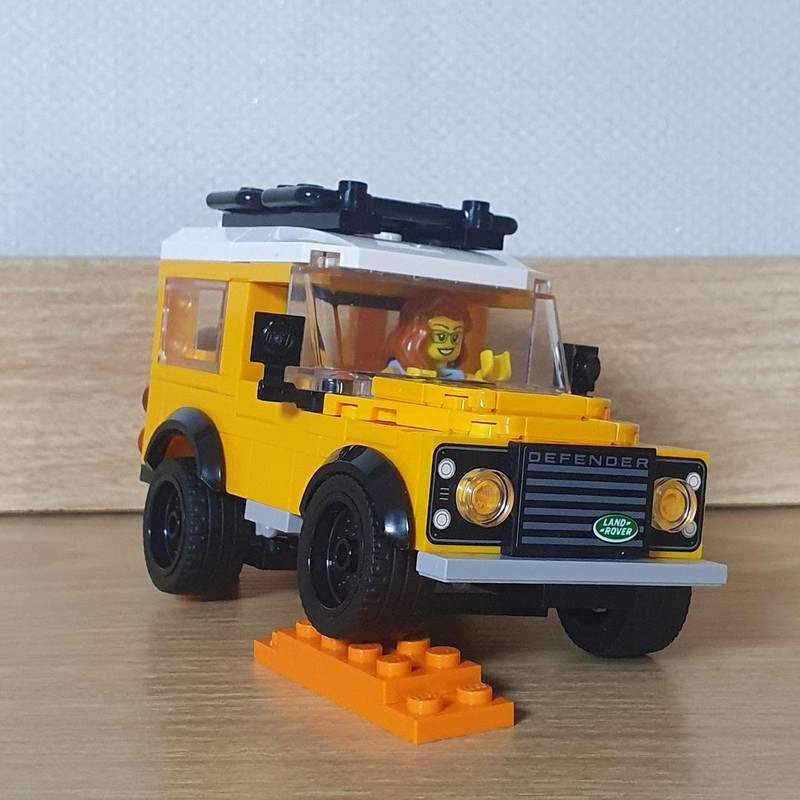 LEGO MOC Functional Suspensions! - 40650 Land Rover Defender by Stud ...