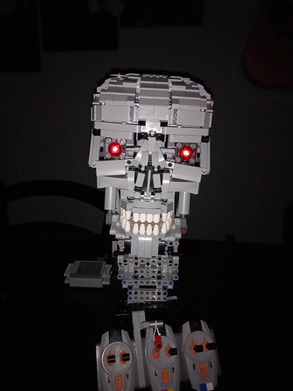 LEGO MOC TERMINATOR'S T800 SKULL by SCI-FI bricks | Rebrickable - Build ...