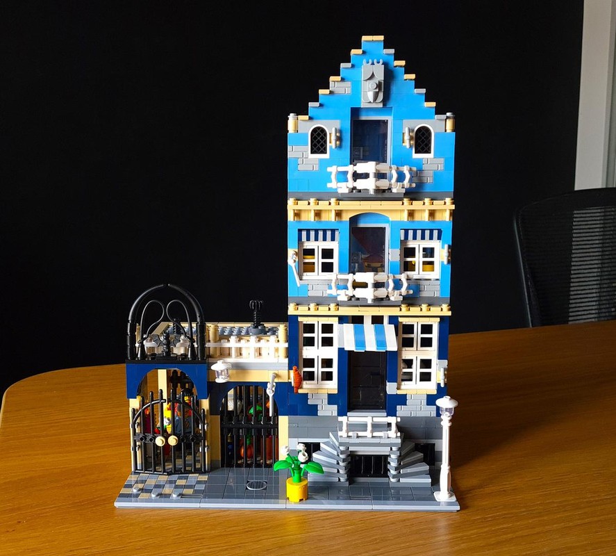 LEGO MOC Market Street 2023 by JRodOnBricks | Rebrickable - Build with LEGO
