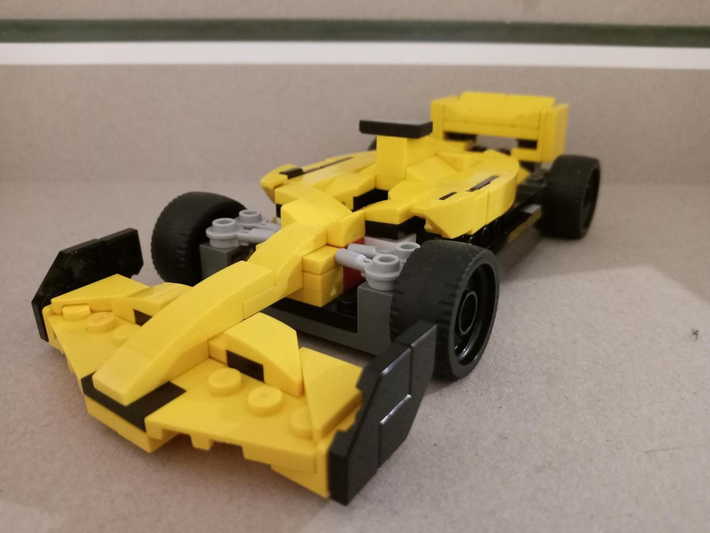 LEGO MOC Formula 1 Toyota by ZacMontesquieu | Rebrickable - Build with LEGO
