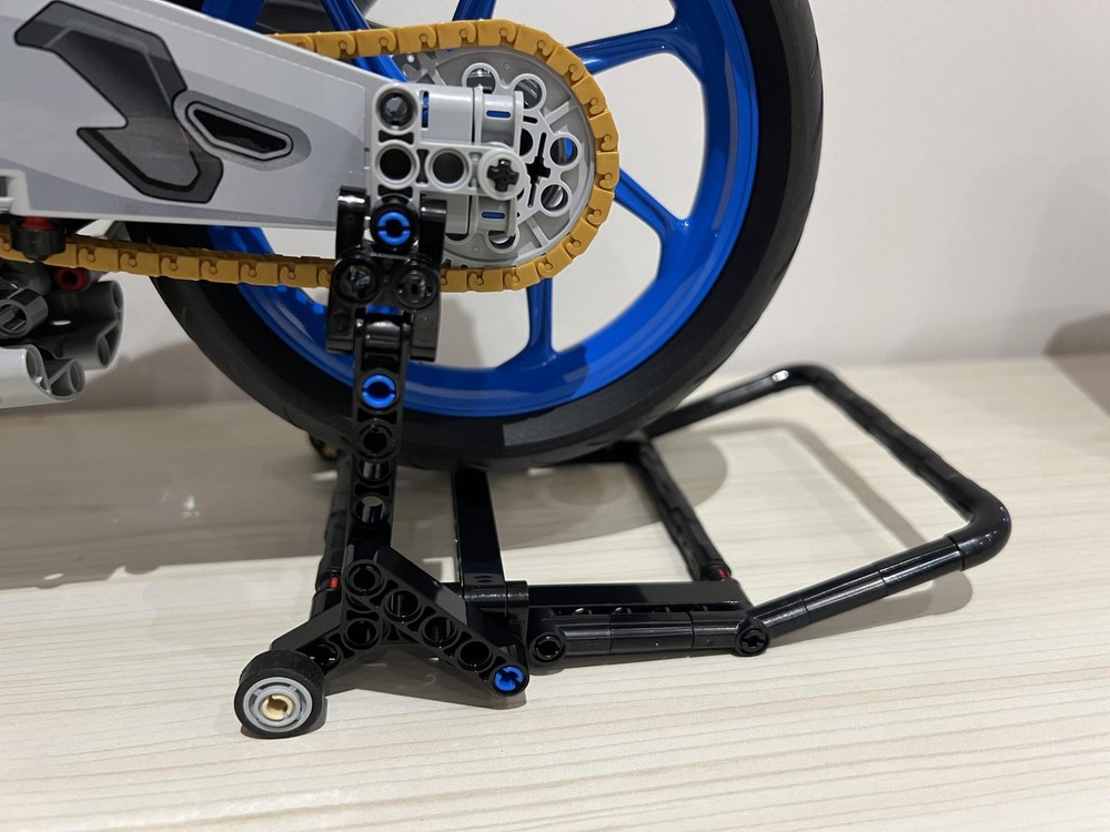 Lego Moc 42159 Paddock Stand By S90sml Rebrickable Build With Lego