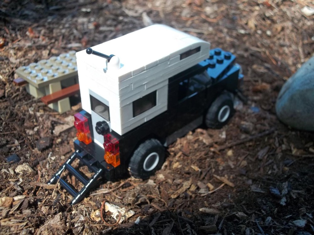 LEGO MOC Camper on Truck by AnthonyBrickBuilder | Rebrickable - Build ...