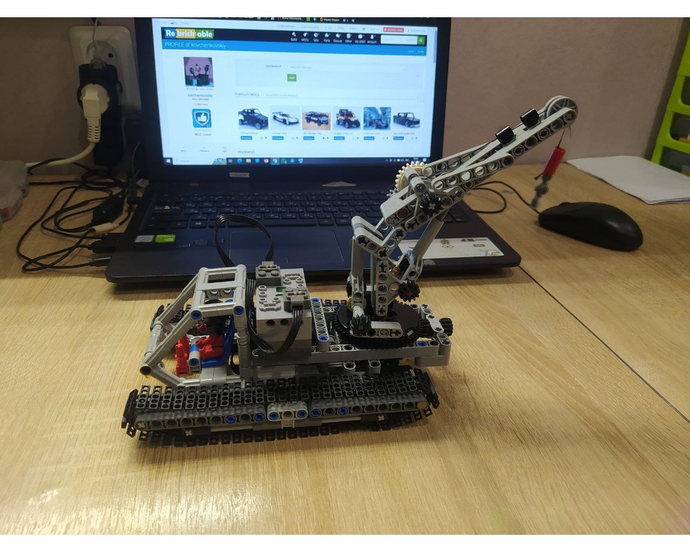 Lego Moc Crawler Crane Manipulator Ccm By Kovchenkovskiy