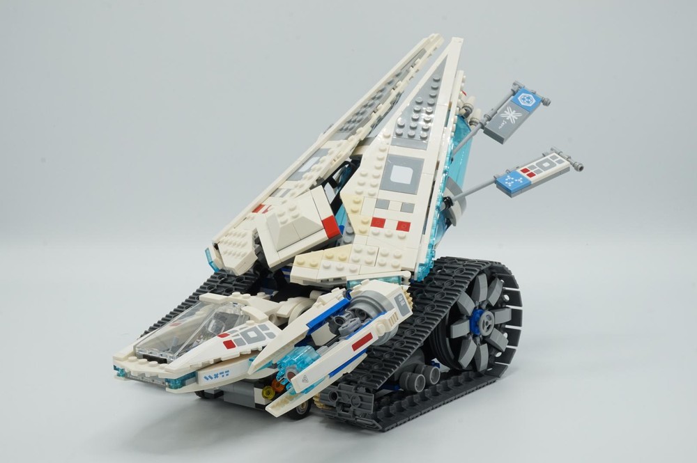 LEGO MOC Ice Tank PUP by Green Yellow Stud | Rebrickable - Build with LEGO