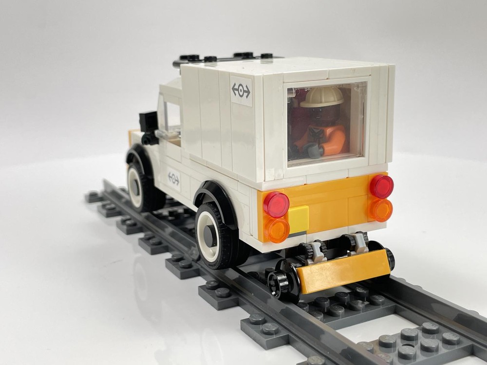 LEGO MOC Land Rover Defender road–rail vehicle by iron_foot ...
