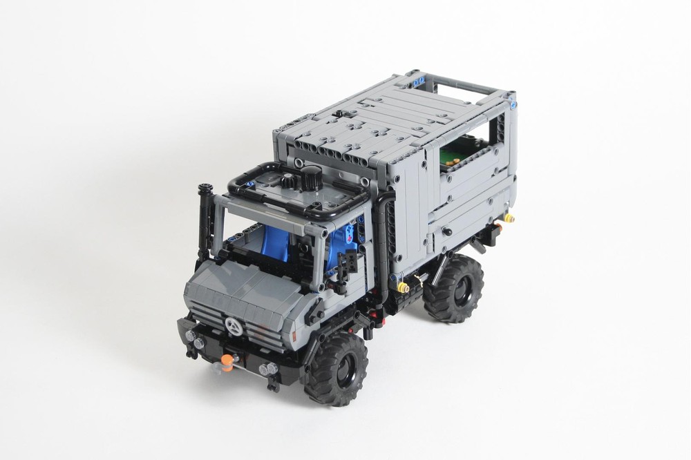 LEGO MOC Unimog U4000 Camper by thirdwigg | Rebrickable - Build with LEGO
