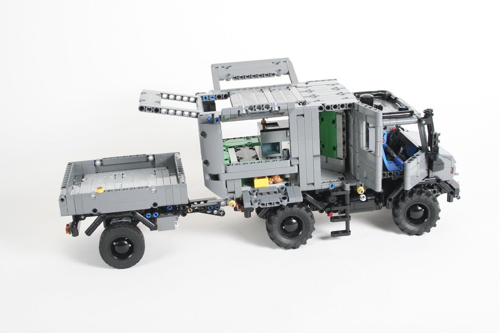 LEGO MOC Unimog U4000 Camper by thirdwigg | Rebrickable - Build with LEGO