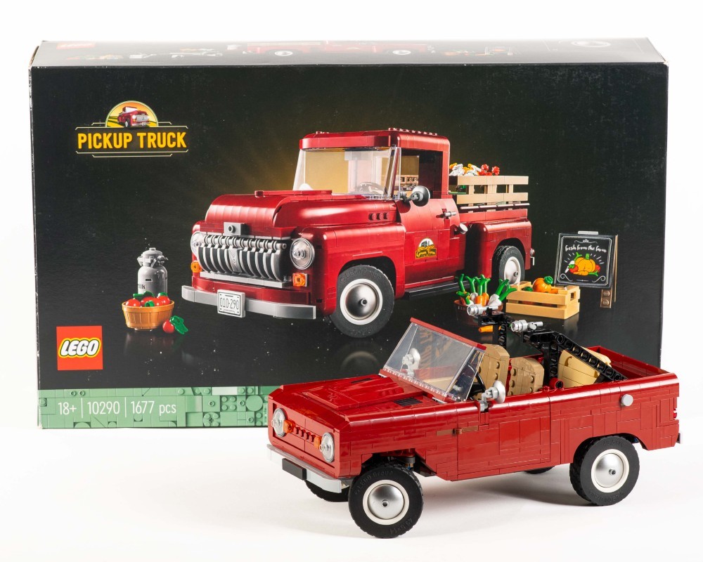 LEGO MOC 10290 Ford Bronco Classic by Fanis | Rebrickable - Build with LEGO