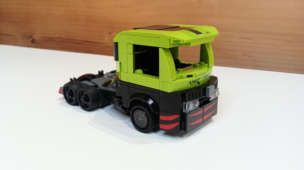 LEGO MOC-169764 Semi truck by hawkinezra | Rebrickable - Build with LEGO